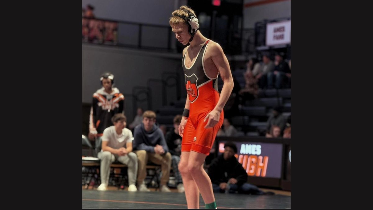 Ames High School Wrestler Ronin Turnbull Dies at 14, Leaving Wrestlers ...